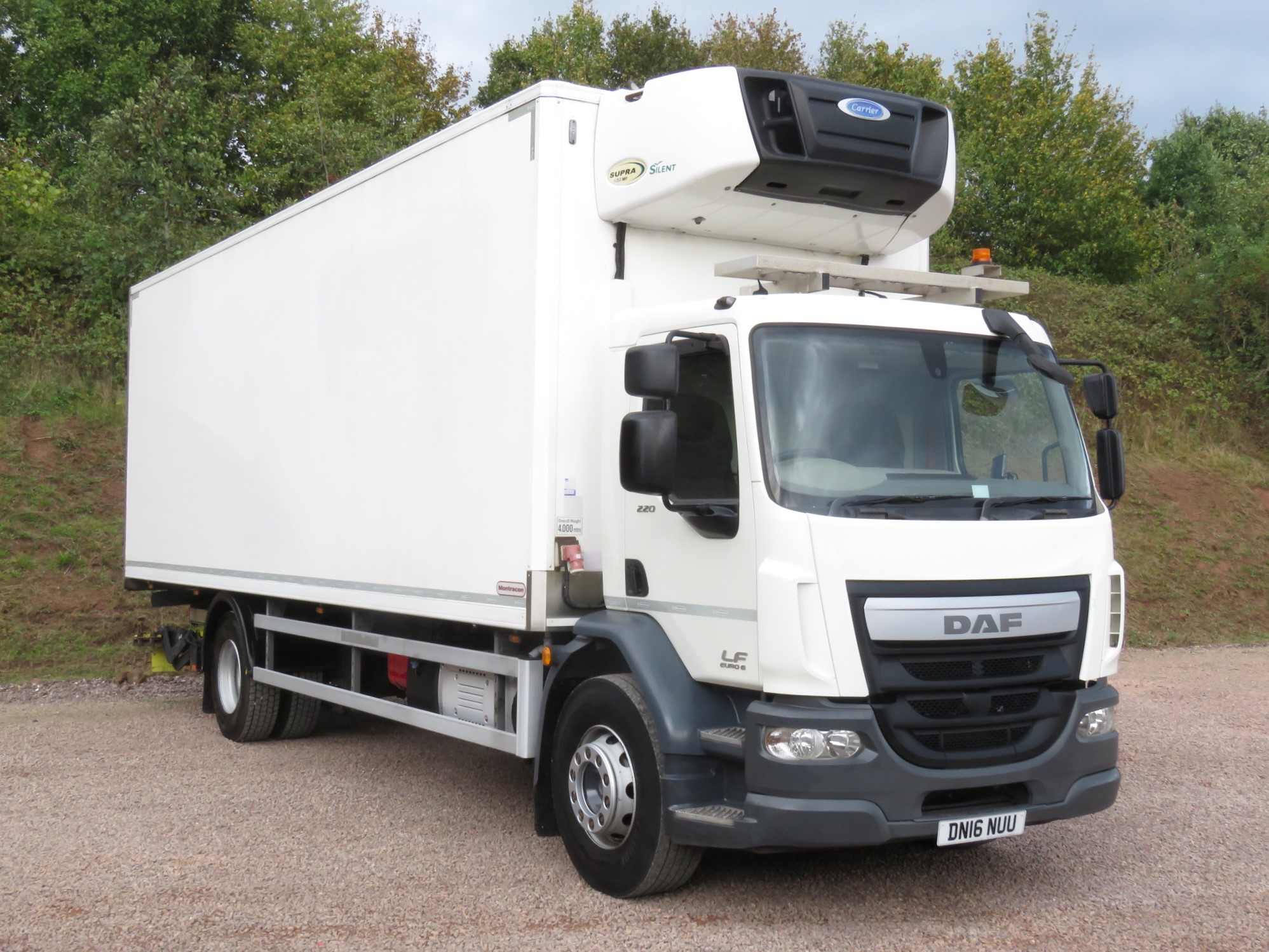 DAF LF 220 ONLY 207,000 Kms !! | Trucks - Commercial Trader