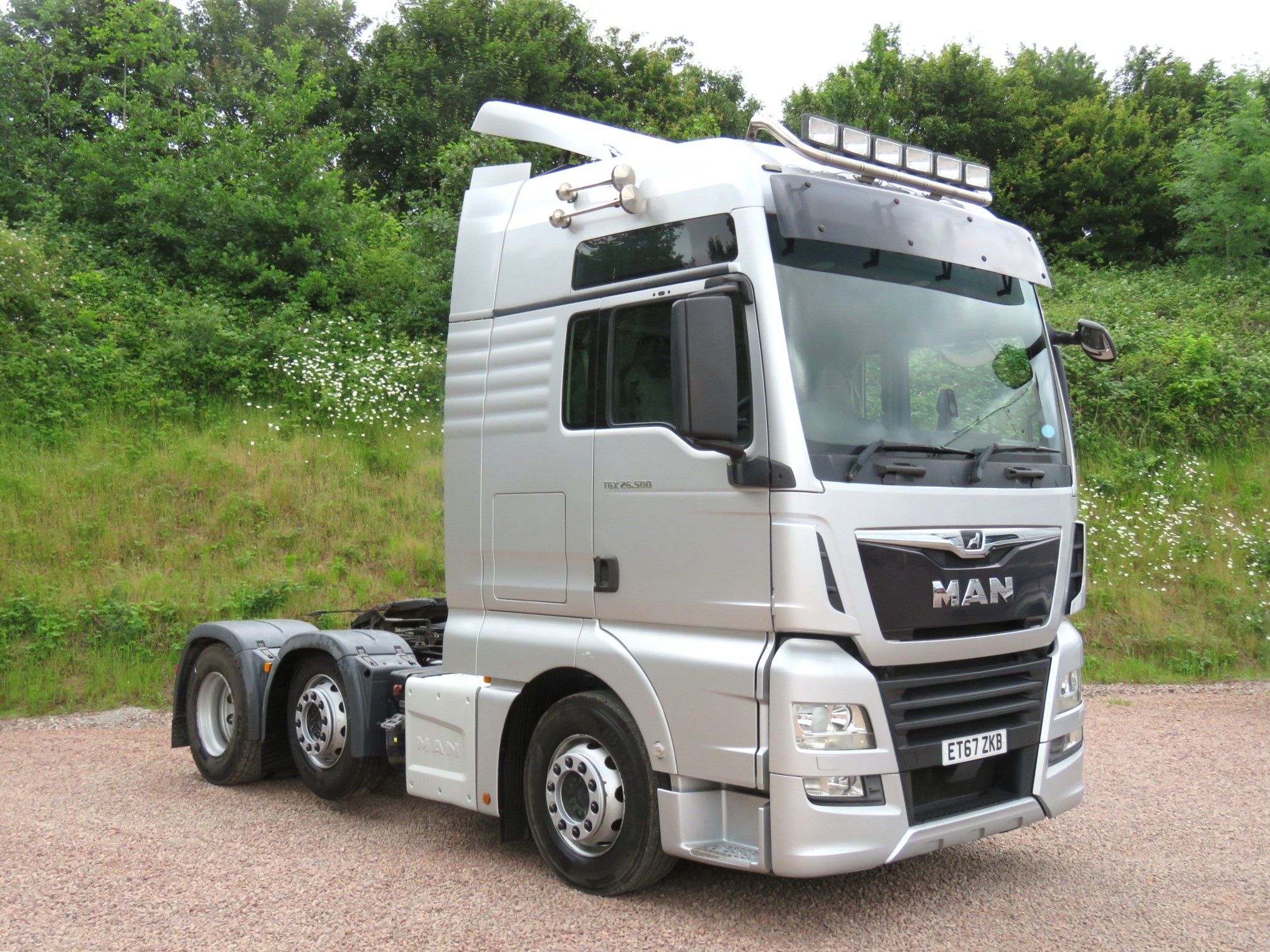 Used Tractor Units - PM Commercials